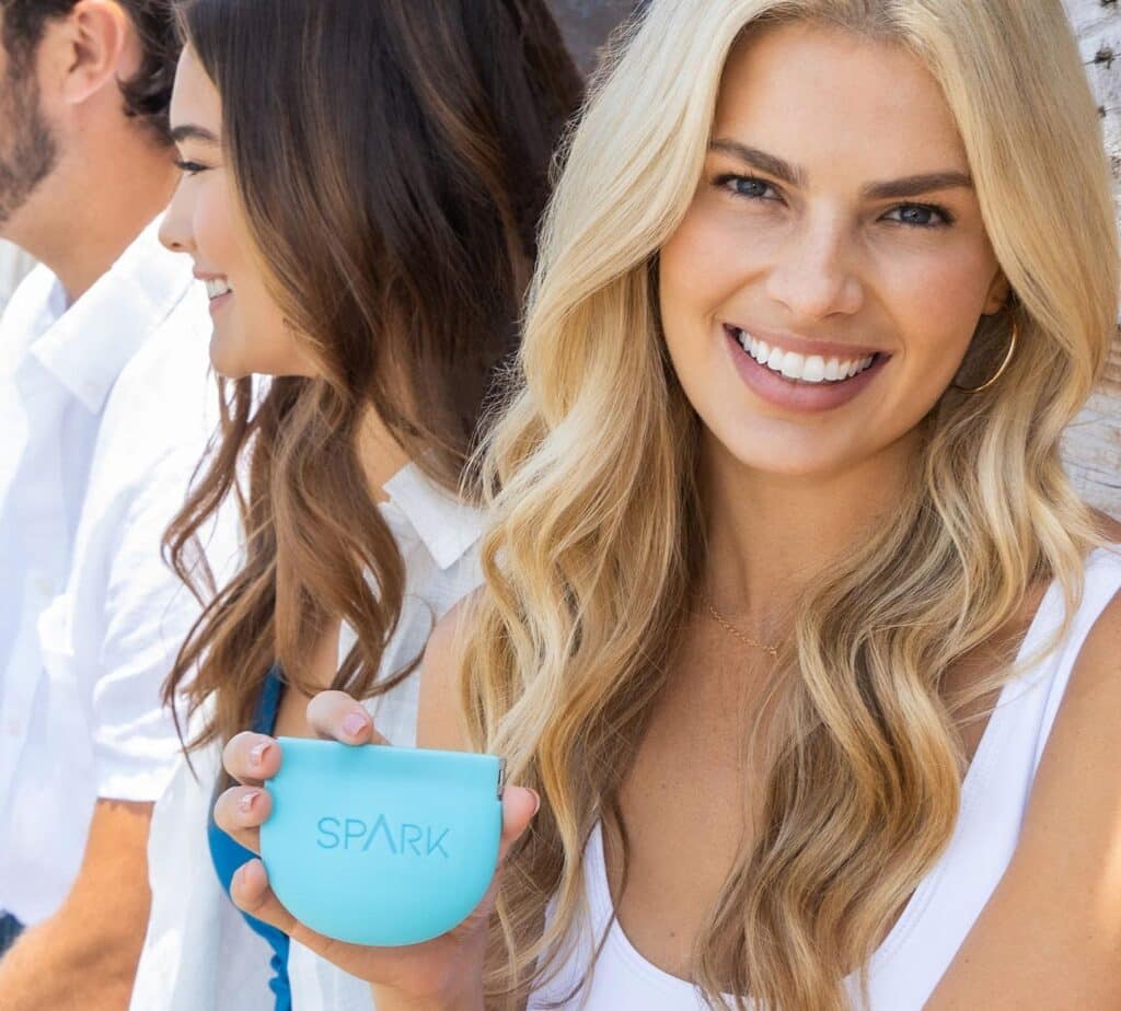 Aparat Dentar Ortodontic Invizibil Spark